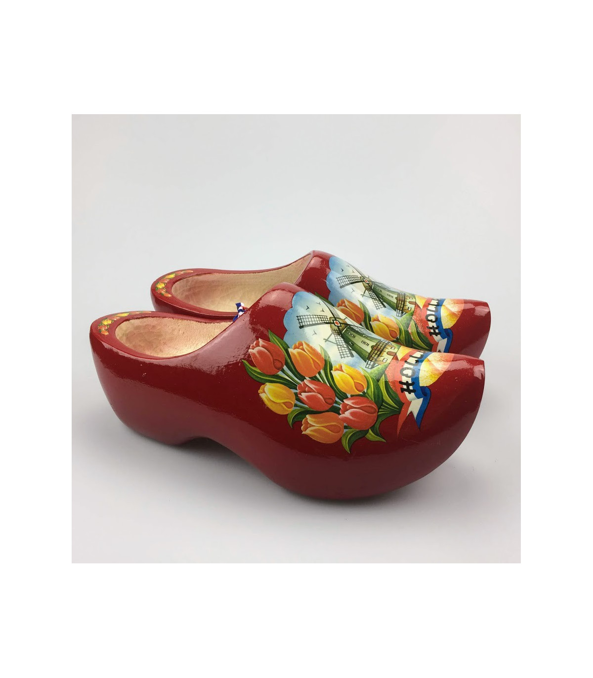 Rode klompen met molen en tulpen kopen bij habermehl.nl?